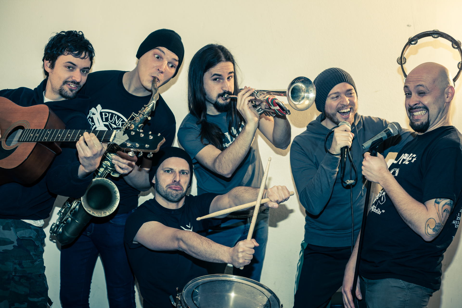 Talco – Revolver Promotion